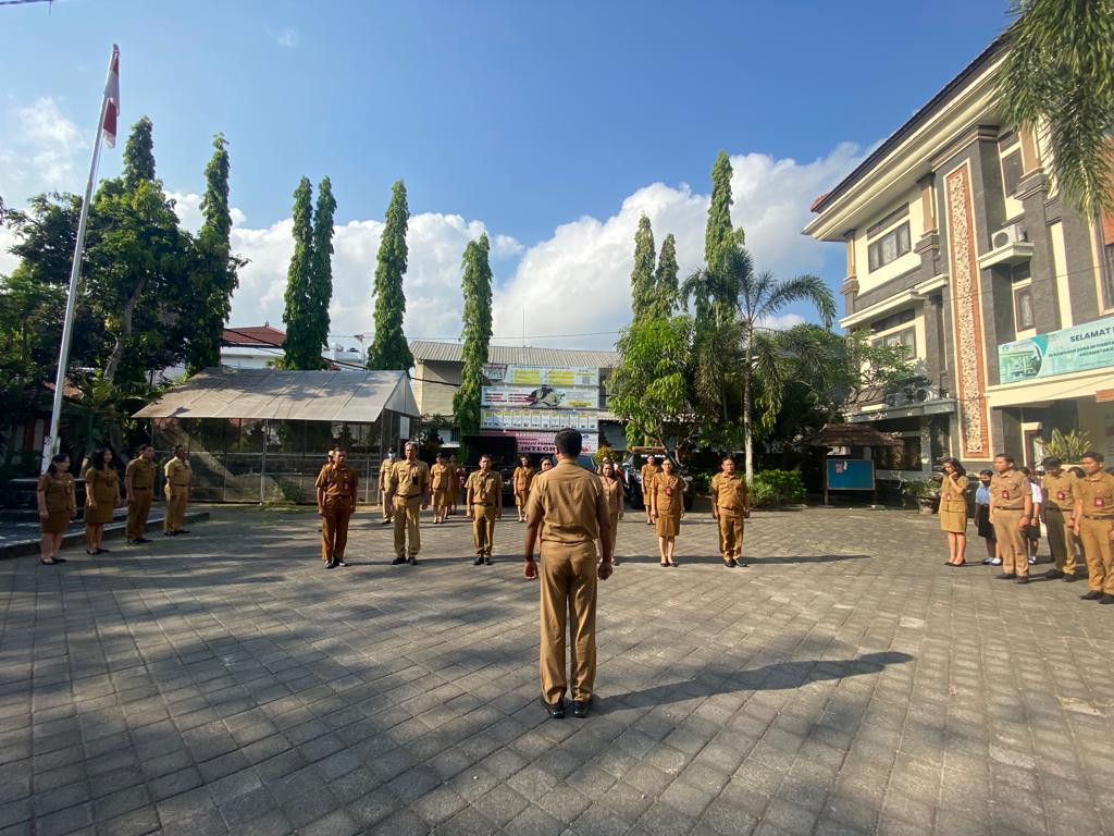 Kuta Selatan Zona Integritas berkomitmen dalam menjaga Desiplin Pegawai ...
